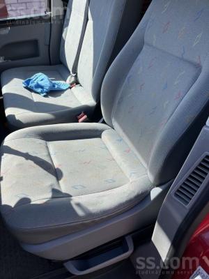 Sarkans Volkswagen Transporter 2004 Rīga, ar dzinēja tilpumu 1.90 L un nobraukumu 273 tūkst. km par 4800 €, foto 8 vietnē AUTOMOTO.COM.LV