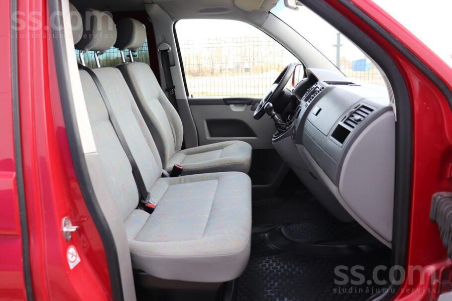 Sarkans Volkswagen Transporter 2005 Rīga, ar dzinēja tilpumu 1.90 L un nobraukumu 377 tūkst. km par 6000 €, foto 23 vietnē AUTOMOTO.COM.LV