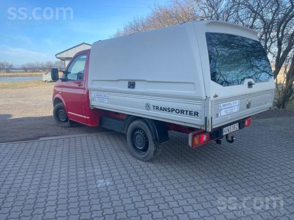 Red Volkswagen Transporter 2008 in Tukums, with an engine capacity of 1.90 L and mileage of 0 thousand km for 3950 €, photo 3 on AUTOMOTO.COM.LV