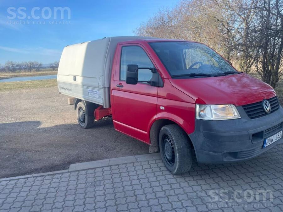 Red Volkswagen Transporter 2008 in Tukums, with an engine capacity of 1.90 L and mileage of 0 thousand km for 3950 €, photo 5 on AUTOMOTO.COM.LV