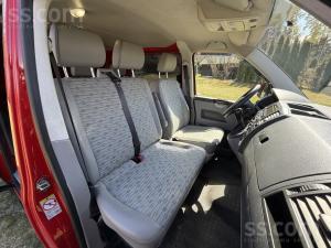 Red Volkswagen Transporter 2011 in Riga, with an engine capacity of 2.00 L and mileage of 142 thousand km for 8600 €, photo 17 on AUTOMOTO.COM.LV