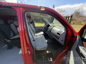 Red Volkswagen Transporter 2011 in Riga, with an engine capacity of 2.00 L and mileage of 142 thousand km for 8600 €, photo 19 on AUTOMOTO.COM.LV