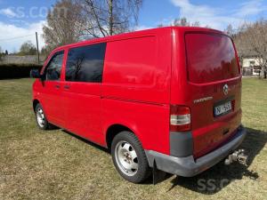 Red Volkswagen Transporter 2011 in Riga, with an engine capacity of 2.00 L and mileage of 142 thousand km for 8600 €, photo 22 on AUTOMOTO.COM.LV