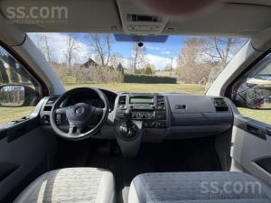 Red Volkswagen Transporter 2011 in Riga, with an engine capacity of 2.00 L and mileage of 142 thousand km for 8600 €, photo 24 on AUTOMOTO.COM.LV