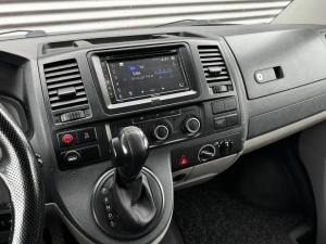 Sarkans Volkswagen Transporter 2011 Rīga, ar dzinēja tilpumu 2.00 L un nobraukumu 248 tūkst. km par 11500 €, foto 17 vietnē AUTOMOTO.COM.LV