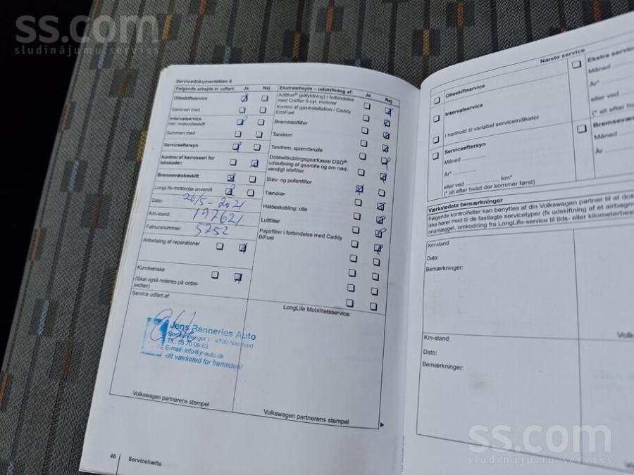 Red Volkswagen Transporter 2012 in Ogre, with an engine capacity of 2.00 L and mileage of 229 thousand km for 5990 €, photo 21 on AUTOMOTO.COM.LV
