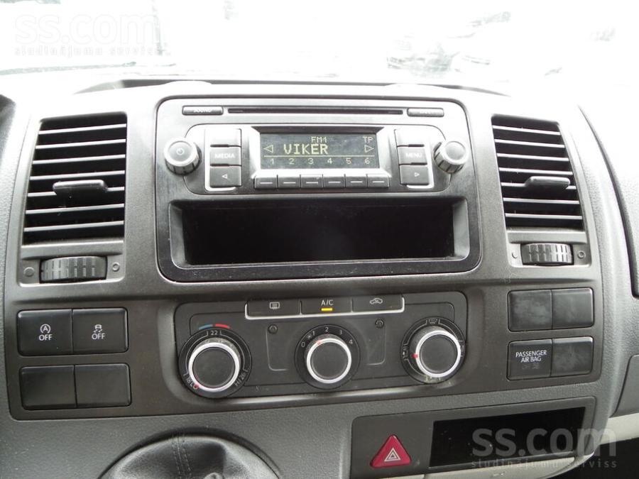 Sarkans Volkswagen Transporter 2013 Valka, ar dzinēja tilpumu 2.00 L un nobraukumu 333 tūkst. km par 7000 €, foto 11 vietnē AUTOMOTO.COM.LV