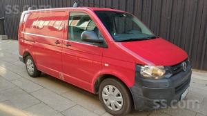 Red Volkswagen Transporter 2014 in Riga, with an engine capacity of 2.00 L and mileage of 232 thousand km for 9450 €, photo 3 on AUTOMOTO.COM.LV