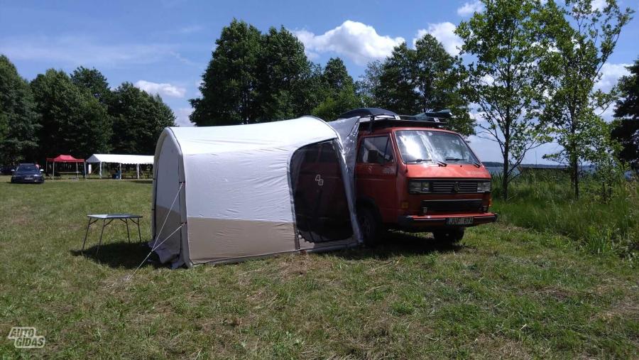 Red Volkswagen Transporter 1990 in Vilnius, with an engine capacity of 1.90 L and mileage of 360 thousand km for 21000 €, photo 16 on AUTOMOTO.COM.LV