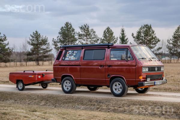 Sarkans Volkswagen Transporter 1990 Rīga, ar dzinēja tilpumu 1.90 L un nobraukumu 0 tūkst. km par 12000 €, foto 4 vietnē AUTOMOTO.COM.LV