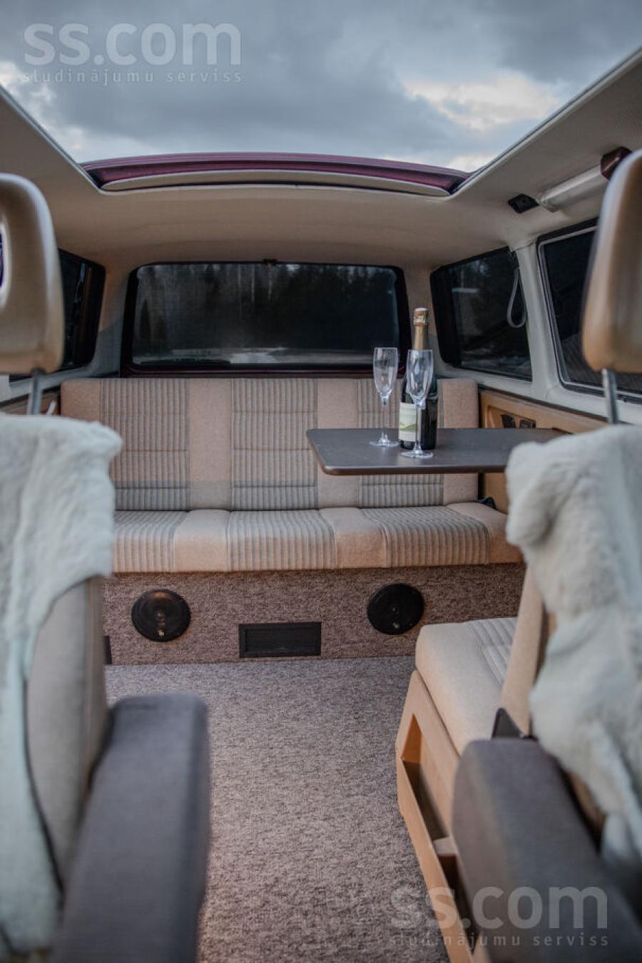 Sarkans Volkswagen Transporter 1990 Rīga, ar dzinēja tilpumu 1.90 L un nobraukumu 0 tūkst. km par 12000 €, foto 17 vietnē AUTOMOTO.COM.LV