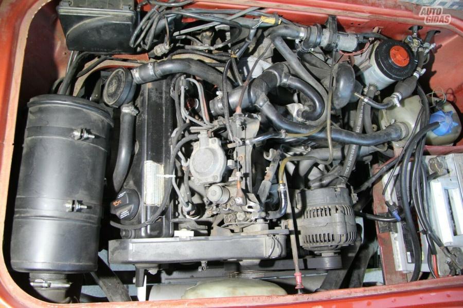 Sarkans Volkswagen Transporter 1990 Viļņa, ar dzinēja tilpumu 1.90 L un nobraukumu 360 tūkst. km par 21000 €, foto 7 vietnē AUTOMOTO.COM.LV