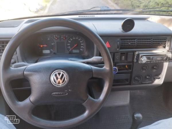 Red Volkswagen Transporter 1999 in Alytus, with an engine capacity of 2.50 L and mileage of 366 thousand km for 1690 €, photo 8 on AUTOMOTO.COM.LV
