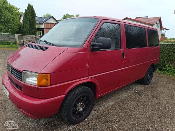 Red Volkswagen Transporter 1999 in Alytus, with an engine capacity of 2.50 L and mileage of 366 thousand km for 1690 €, photo 1 on AUTOMOTO.COM.LV