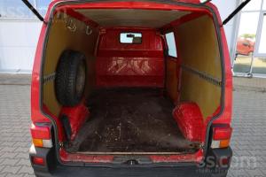Sarkans Volkswagen Transporter 2004 Rīga, ar dzinēja tilpumu 2.50 L un nobraukumu 0 tūkst. km par 7995 €, foto 9 vietnē AUTOMOTO.COM.LV