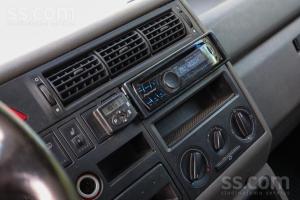 Sarkans Volkswagen Transporter 2004 Rīga, ar dzinēja tilpumu 2.50 L un nobraukumu 0 tūkst. km par 7995 €, foto 15 vietnē AUTOMOTO.COM.LV