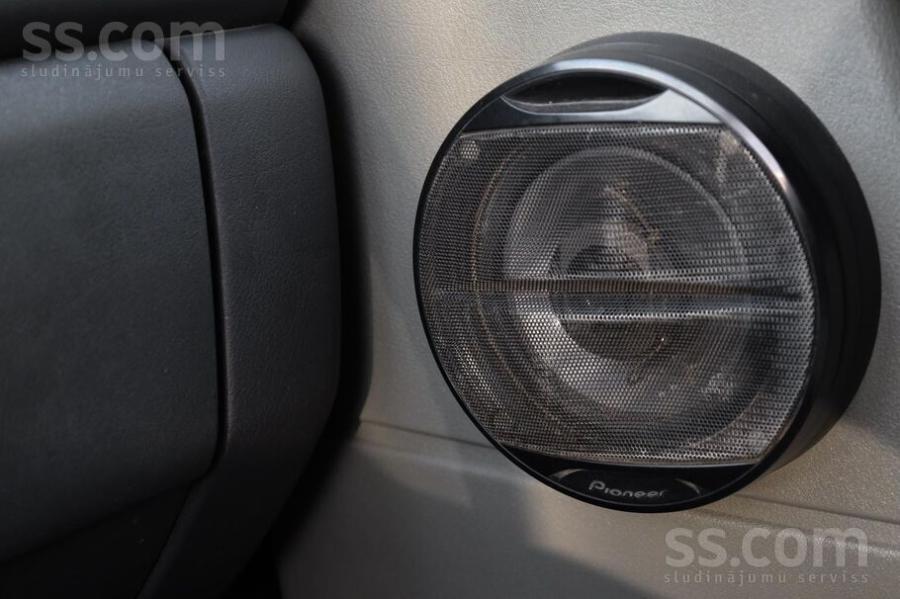 Sarkans Volkswagen Transporter 2004 Rīga, ar dzinēja tilpumu 2.50 L un nobraukumu 0 tūkst. km par 7995 €, foto 18 vietnē AUTOMOTO.COM.LV