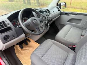 Sarkans Volkswagen Transporter 2012 Viļņa, ar dzinēja tilpumu 2.00 L un nobraukumu 261 tūkst. km par 9300 €, foto 11 vietnē AUTOMOTO.COM.LV