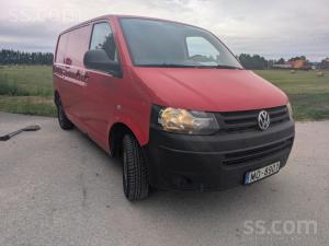 Sarkans Volkswagen Transporter 2013 Rīga, ar dzinēja tilpumu 2.00 L un nobraukumu 465 tūkst. km par 4000 €, foto 3 vietnē AUTOMOTO.COM.LV