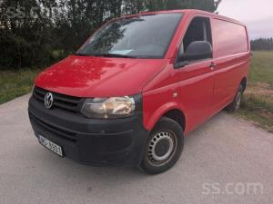 Sarkans Volkswagen Transporter 2013 Rīga, ar dzinēja tilpumu 2.00 L un nobraukumu 465 tūkst. km par 4000 €, foto 4 vietnē AUTOMOTO.COM.LV