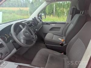 Sarkans Volkswagen Transporter 2013 Rīga, ar dzinēja tilpumu 2.00 L un nobraukumu 465 tūkst. km par 4000 €, foto 8 vietnē AUTOMOTO.COM.LV