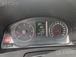 Sarkans Volkswagen Transporter 2013 Rīga, ar dzinēja tilpumu 2.00 L un nobraukumu 465 tūkst. km par 4000 €, foto 9 vietnē AUTOMOTO.COM.LV
