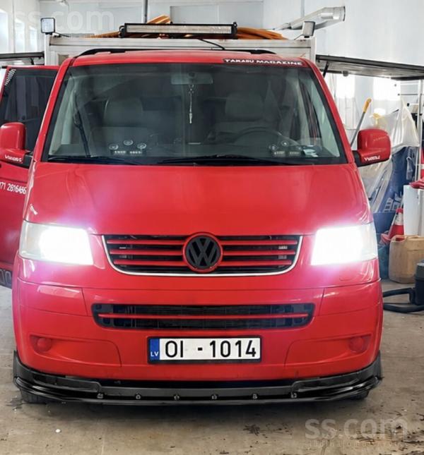 Red Volkswagen Transporter 2008 in Riga, with an engine capacity of 2.50 L and mileage of 350 thousand km for 5500 €, photo 5 on AUTOMOTO.COM.LV