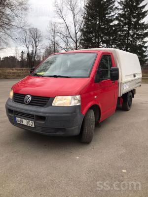 Sarkans Volkswagen Transporter 2009 Jūrmala, ar dzinēja tilpumu 1.90 L un nobraukumu 317 tūkst. km par 4300 €, foto  vietnē AUTOMOTO.COM.LV