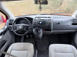 Red Volkswagen Transporter 2004 in Tukums, with an engine capacity of 1.90 L and mileage of 415 thousand km for 4450 €, photo 10 on AUTOMOTO.COM.LV