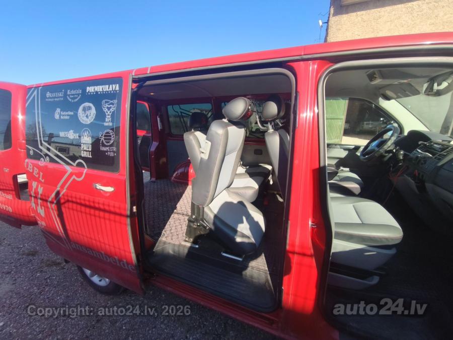 Sarkans Volkswagen Transporter 2004 Tallina, ar dzinēja tilpumu 2.00 L un nobraukumu 457 tūkst. km par 4499 €, foto 4 vietnē AUTOMOTO.COM.LV