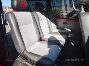 Sarkans Volkswagen Transporter 2004 Tallina, ar dzinēja tilpumu 2.00 L un nobraukumu 457 tūkst. km par 4499 €, foto 10 vietnē AUTOMOTO.COM.LV