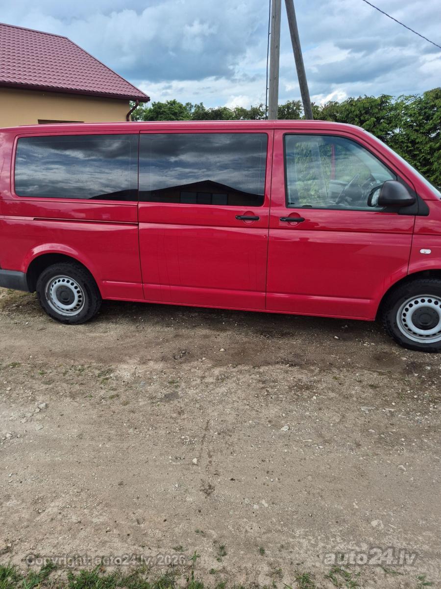 Sarkans Volkswagen Transporter 2014 Tallina, ar dzinēja tilpumu 2.00 L un nobraukumu 431 tūkst. km par 12700 €, foto 3 vietnē AUTOMOTO.COM.LV