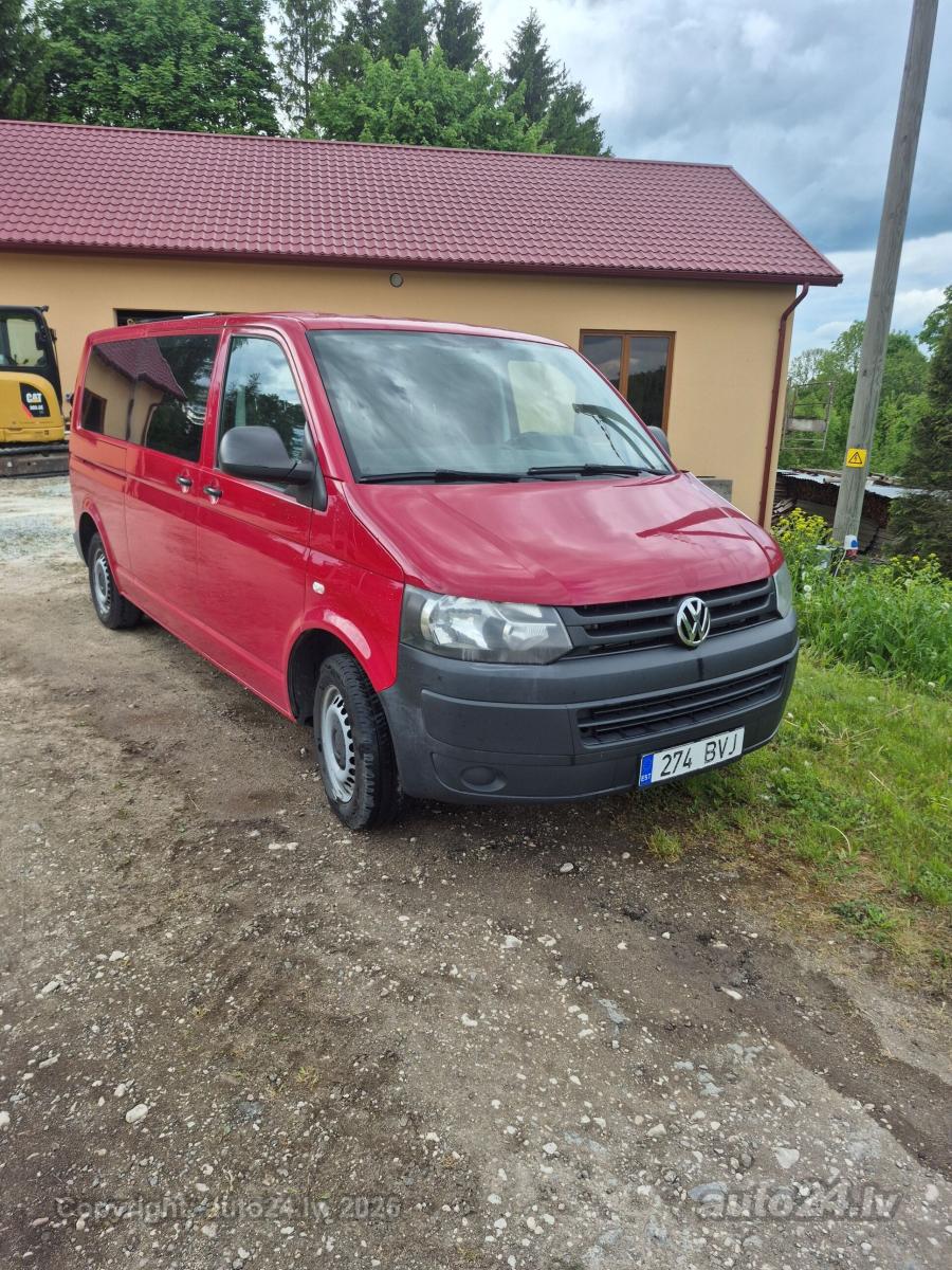 Sarkans Volkswagen Transporter 2014 Tallina, ar dzinēja tilpumu 2.00 L un nobraukumu 431 tūkst. km par 12700 €, foto 4 vietnē AUTOMOTO.COM.LV