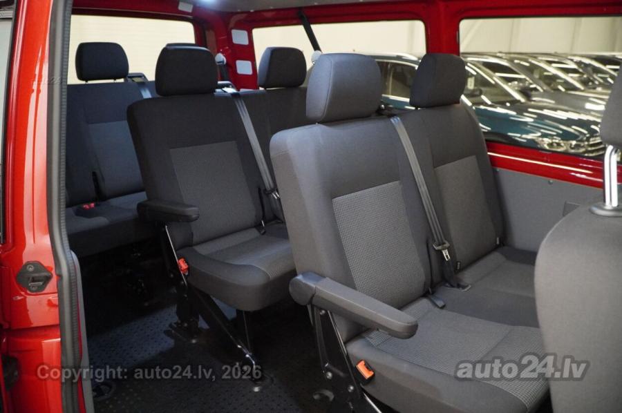 Sarkans Volkswagen Transporter 2021 Tallina, ar dzinēja tilpumu 2.00 L un nobraukumu 44 tūkst. km par 25900 €, foto 8 vietnē AUTOMOTO.COM.LV