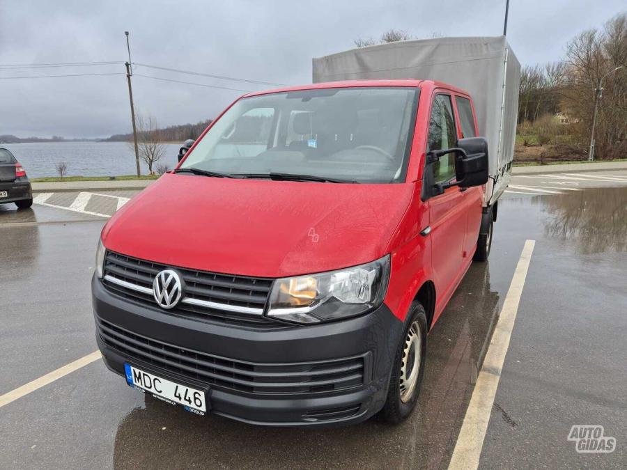 Sarkans Volkswagen Transporter 2017 Šauļi, ar dzinēja tilpumu 2.00 L un nobraukumu 169 tūkst. km par 11200 €, foto 1 vietnē AUTOMOTO.COM.LV