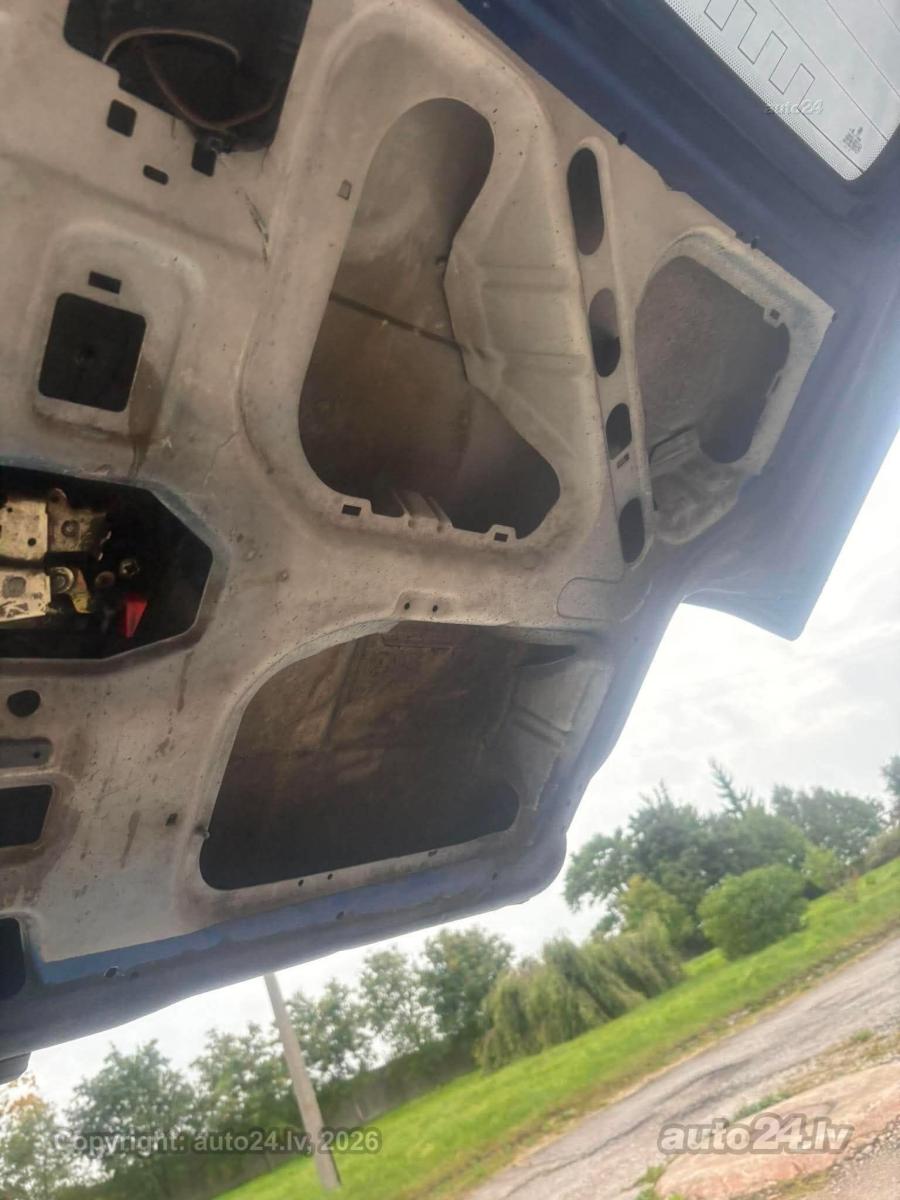 Volkswagen Transporter 1994 Kivieli, ar dzinēja tilpumu 2.40 L un nobraukumu 0 tūkst. km par 1500 €, foto 13 vietnē AUTOMOTO.COM.LV