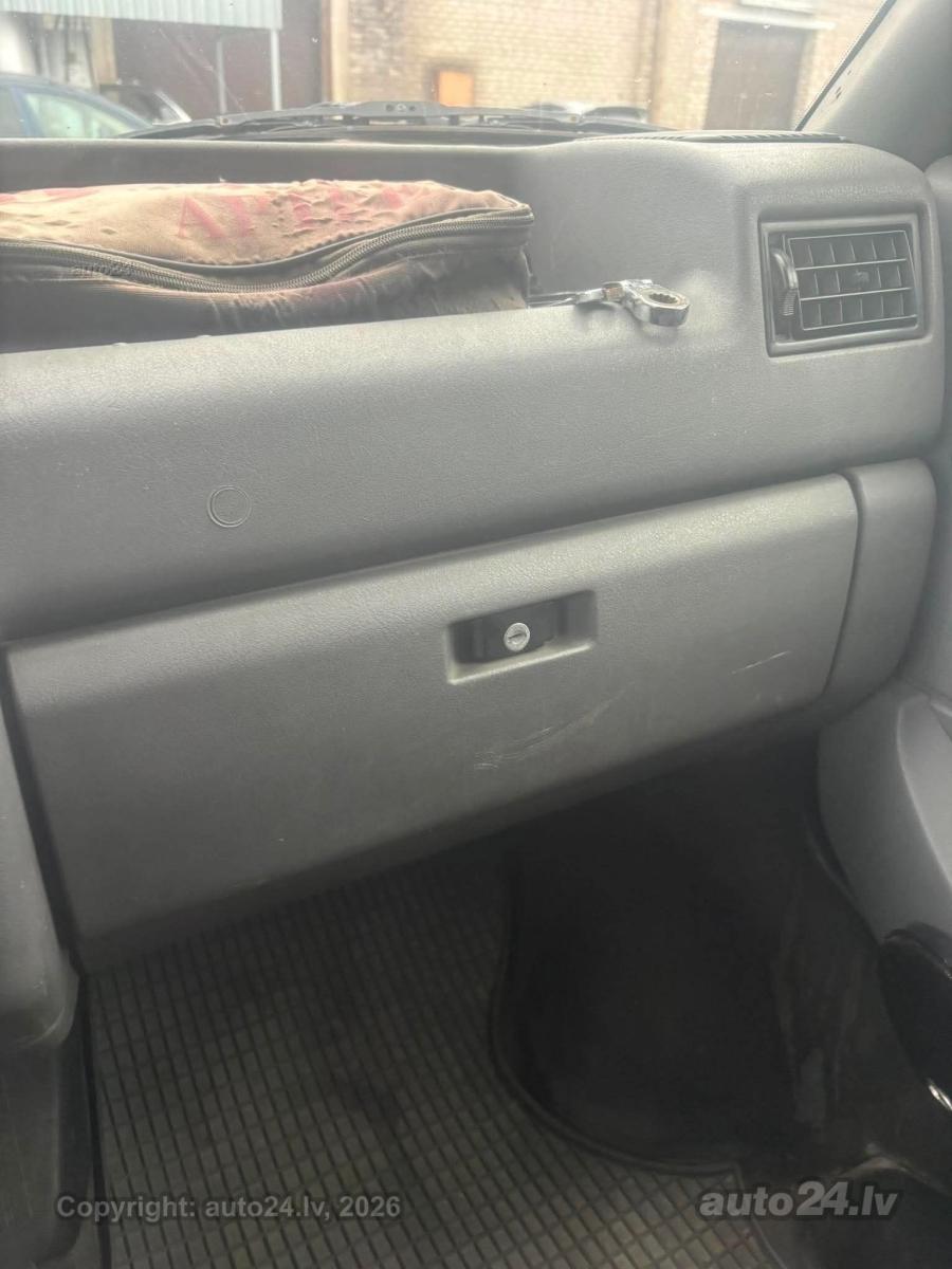 Volkswagen Transporter 1994 Kivieli, ar dzinēja tilpumu 2.40 L un nobraukumu 0 tūkst. km par 1500 €, foto 18 vietnē AUTOMOTO.COM.LV