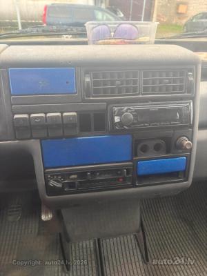 Volkswagen Transporter 1994 Kivieli, ar dzinēja tilpumu 2.40 L un nobraukumu 0 tūkst. km par 1500 €, foto 19 vietnē AUTOMOTO.COM.LV