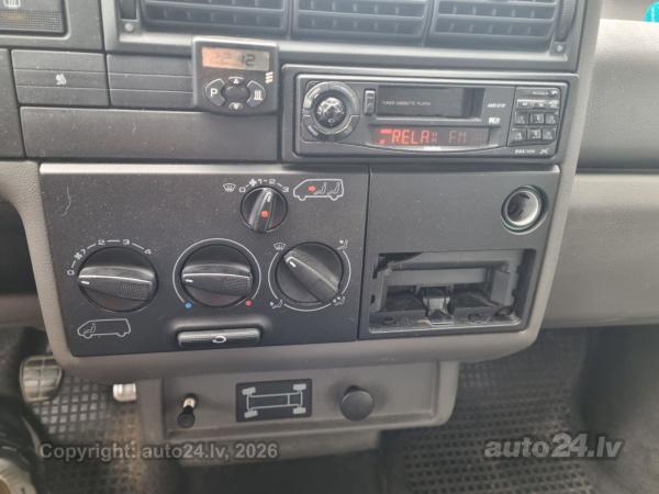 Volkswagen Transporter 1997 in Otepaa, with an engine capacity of 0.00 L and mileage of 268 thousand km for 3499 €, photo 5 on AUTOMOTO.COM.LV