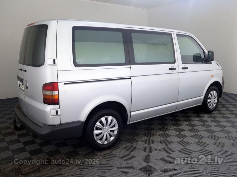 Volkswagen Transporter 2003 in Tallinn, with an engine capacity of 2.50 L and mileage of 359 thousand km for 4499 €, photo 3 on AUTOMOTO.COM.LV