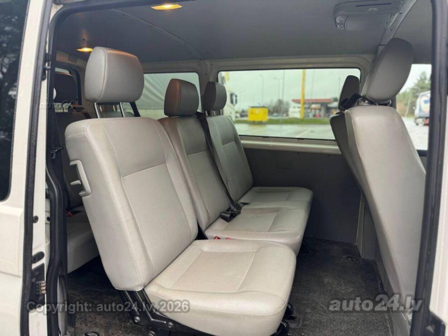 Volkswagen Transporter 2011 in Narva, with an engine capacity of 2.00 L and mileage of 340 thousand km for 5500 €, photo 7 on AUTOMOTO.COM.LV