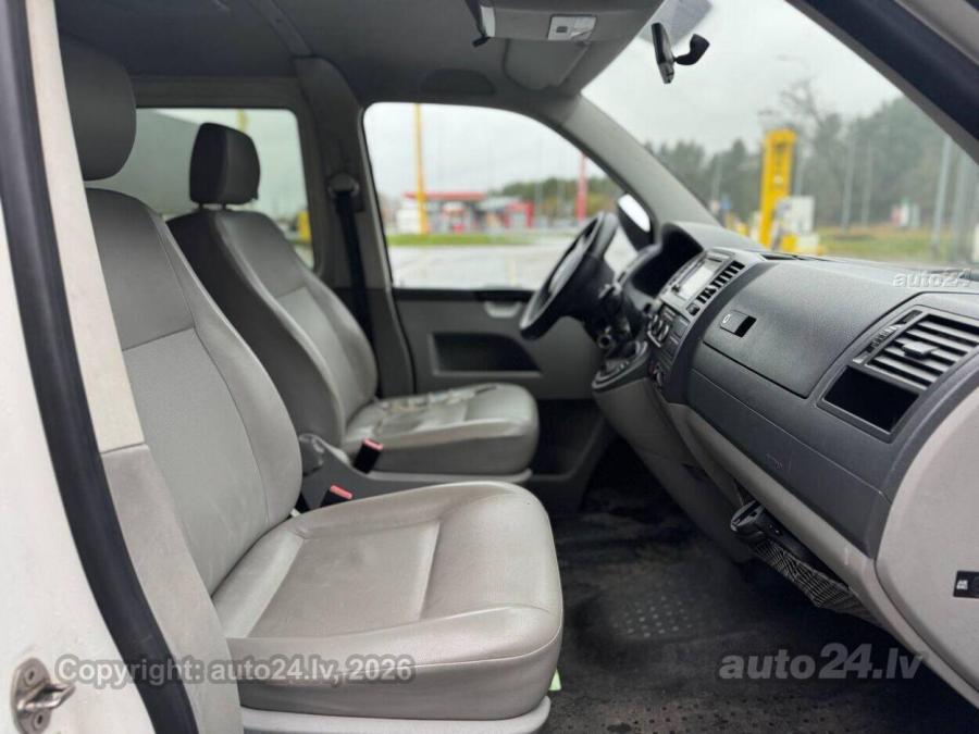 Volkswagen Transporter 2011 in Narva, with an engine capacity of 2.00 L and mileage of 340 thousand km for 5500 €, photo 8 on AUTOMOTO.COM.LV