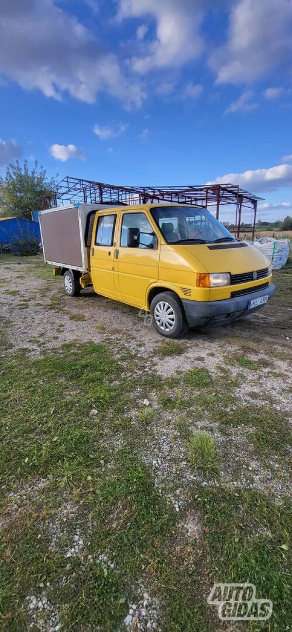 Volkswagen Transporter 2003 in Klaipeda, with an engine capacity of 2.50 L and mileage of 371 thousand km for 2900 €, photo 2 on AUTOMOTO.COM.LV