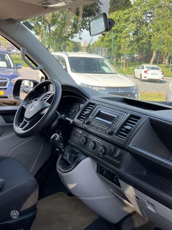 Volkswagen Transporter 2016 Klaipėda, ar dzinēja tilpumu 0.00 L un nobraukumu 288 tūkst. km par 12999 €, foto 5 vietnē AUTOMOTO.COM.LV