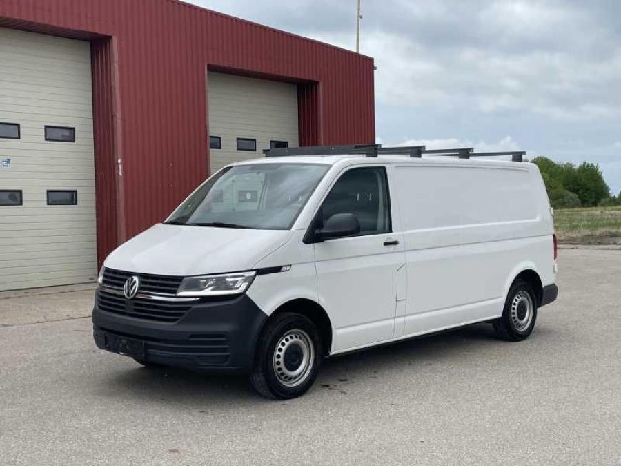 Volkswagen Transporter 2022 in Ukmerge, with an engine capacity of 1.97 L and mileage of 91 thousand km for 24900 €, photo 1 on AUTOMOTO.COM.LV
