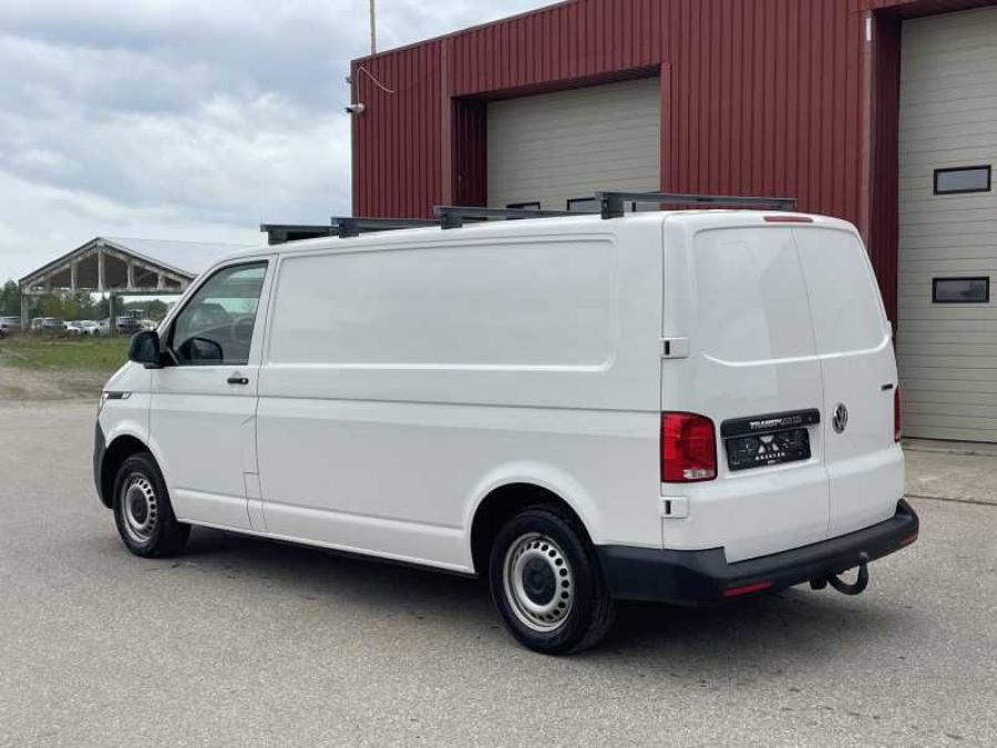 Volkswagen Transporter 2022 in Ukmerge, with an engine capacity of 1.97 L and mileage of 91 thousand km for 24900 €, photo 5 on AUTOMOTO.COM.LV