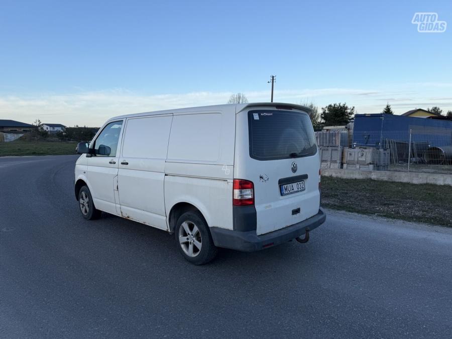 Balts Volkswagen Transporter 2006 Viļņa, ar dzinēja tilpumu 1.90 L un nobraukumu 325 tūkst. km par 1900 €, foto 3 vietnē AUTOMOTO.COM.LV