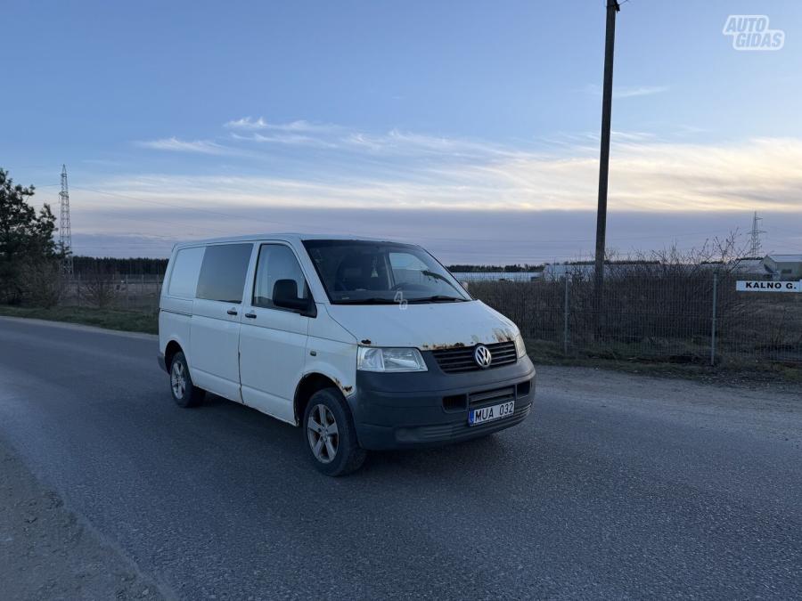 Balts Volkswagen Transporter 2006 Viļņa, ar dzinēja tilpumu 1.90 L un nobraukumu 325 tūkst. km par 1900 €, foto 5 vietnē AUTOMOTO.COM.LV