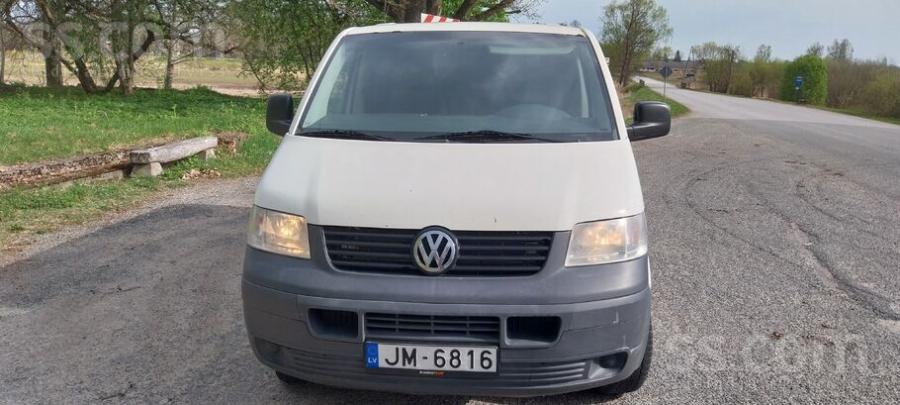 Balts Volkswagen Transporter 2008 Valmiera, ar dzinēja tilpumu 1.90 L un nobraukumu 549 tūkst. km par 2200 €, foto 7 vietnē AUTOMOTO.COM.LV