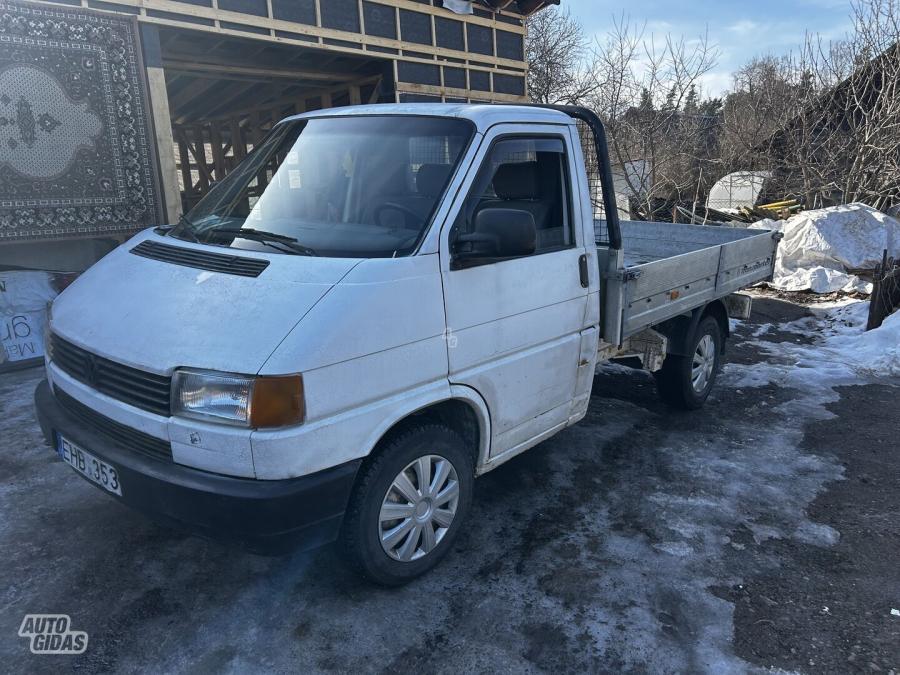 White Volkswagen Transporter 1994 in Vilnius, with an engine capacity of 2.40 L and mileage of 413 thousand km for 1400 €, photo 1 on AUTOMOTO.COM.LV